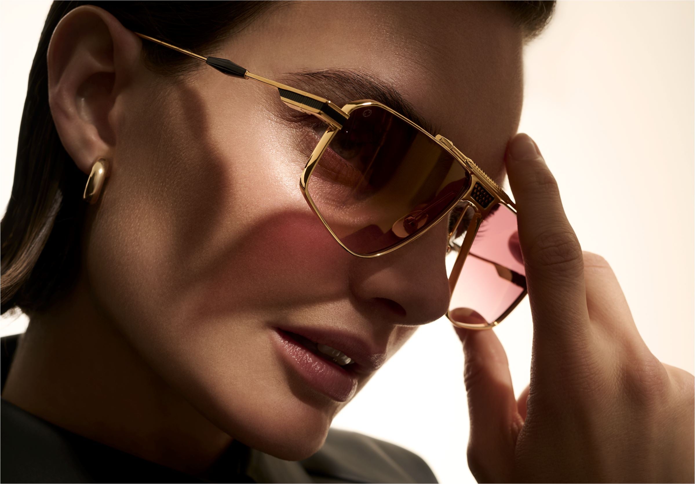 Titanium Styles – T HENRI